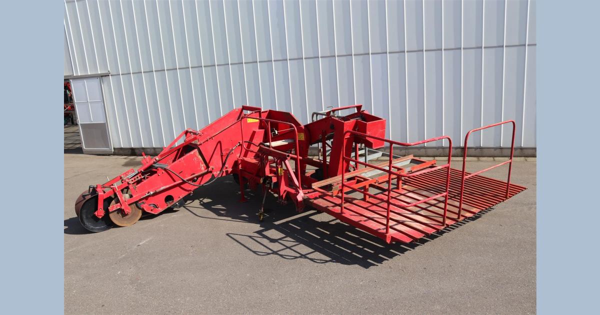 Juko 1 row potato harvester • Duijndam Machines