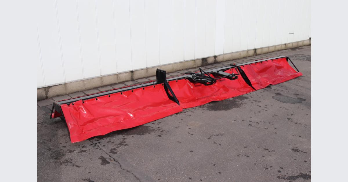 Shielded Weed Spray Boom • Duijndam Machines