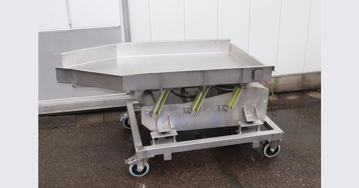 Key technology vibrating bin for dosing vegetables • Duijndam Machines