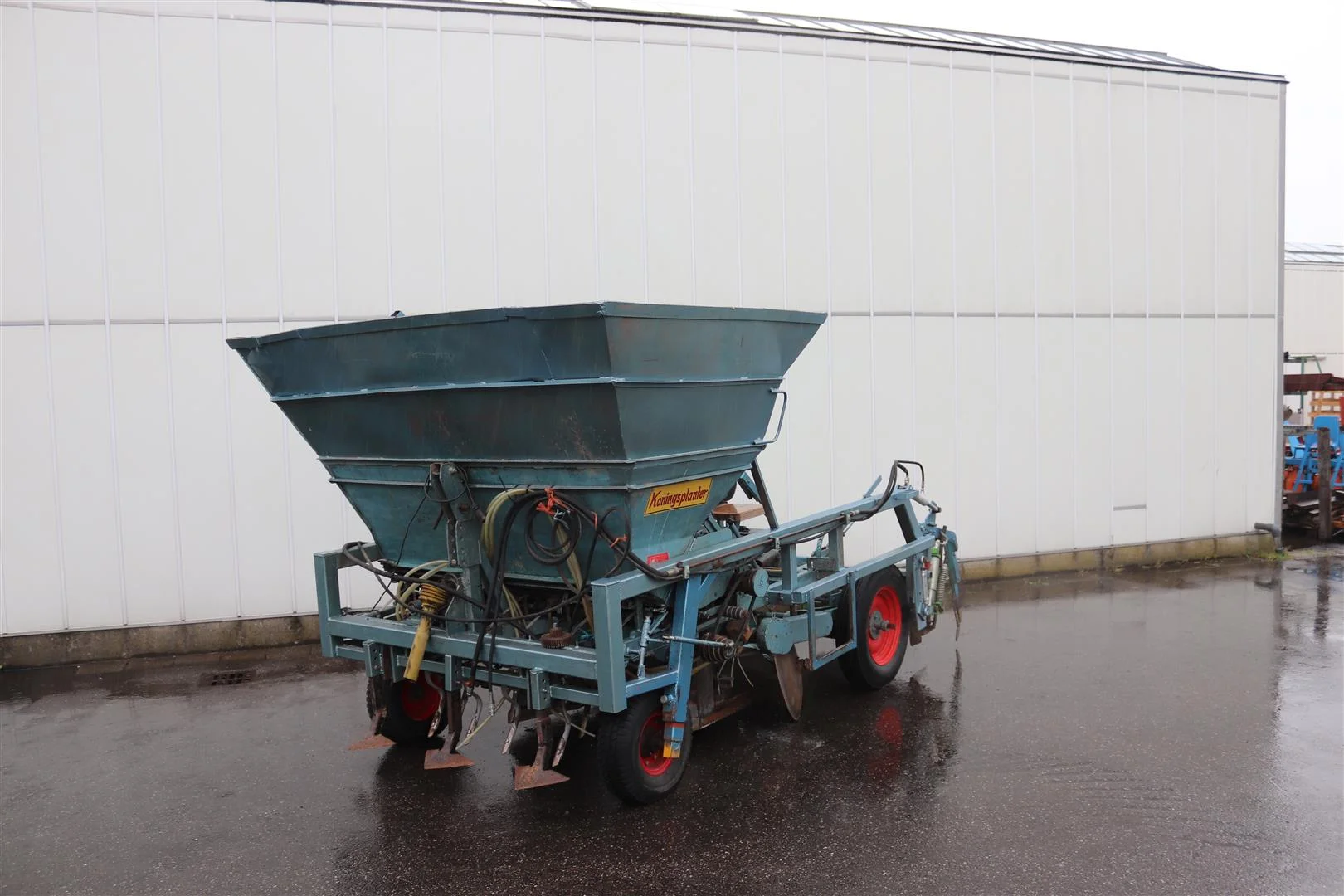Koningsplanter planting machine 6 rows for onions and bulbs • Duijndam ...