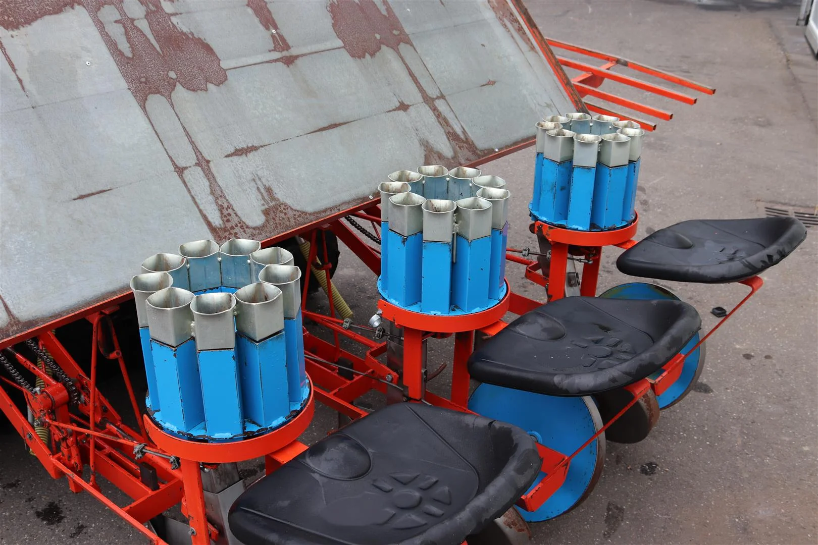 Lauwers PPM Planting machine 3 rows • Duijndam Machines