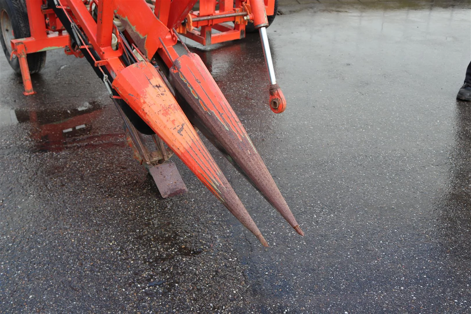 Lauwers topbeltlifter for leek • Duijndam Machines