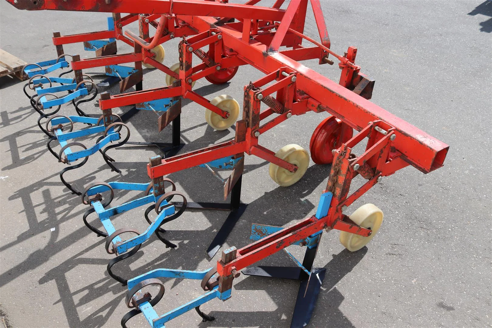 Lauwers hoeing machine • Duijndam Machines