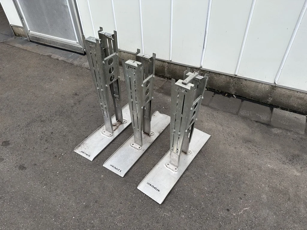 Javo supports / legs for conveyors • Duijndam Machines