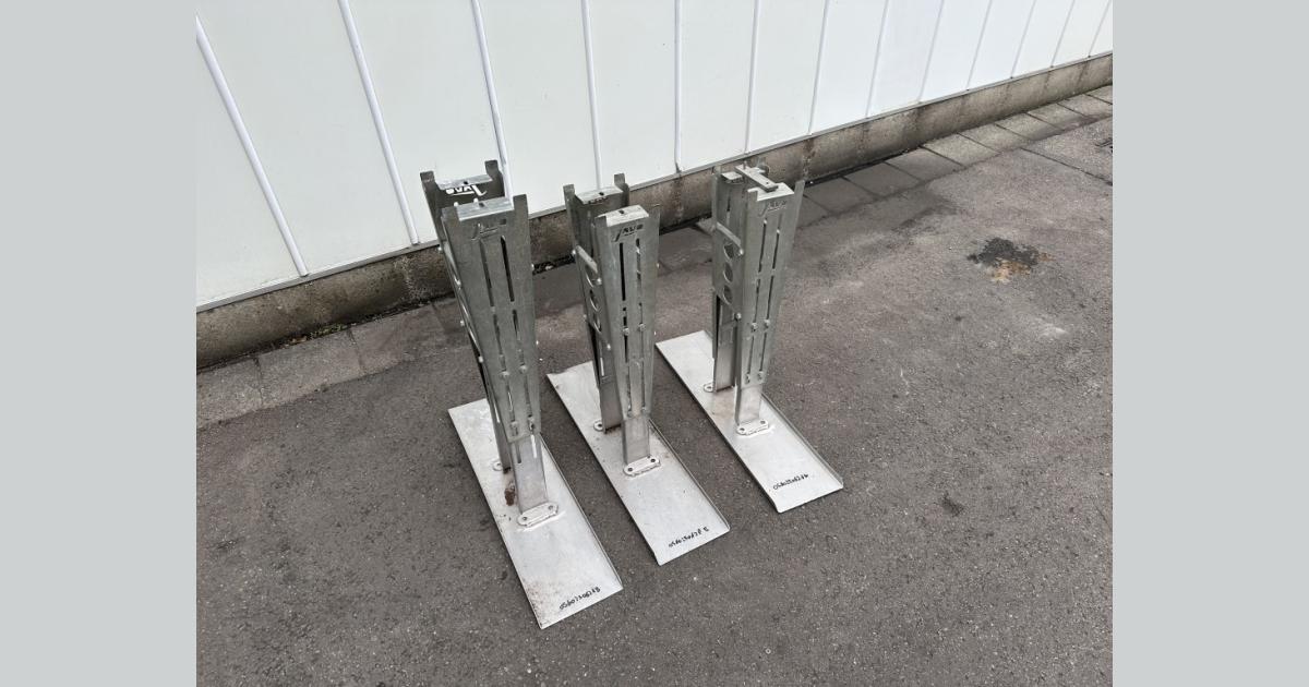 Javo supports / legs for conveyors • Duijndam Machines