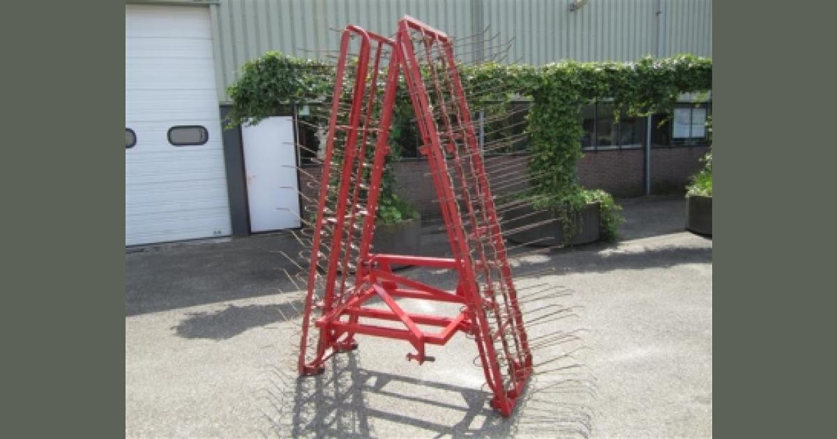 Lely tine weeder, width 4,5 meter • Duijndam Machines