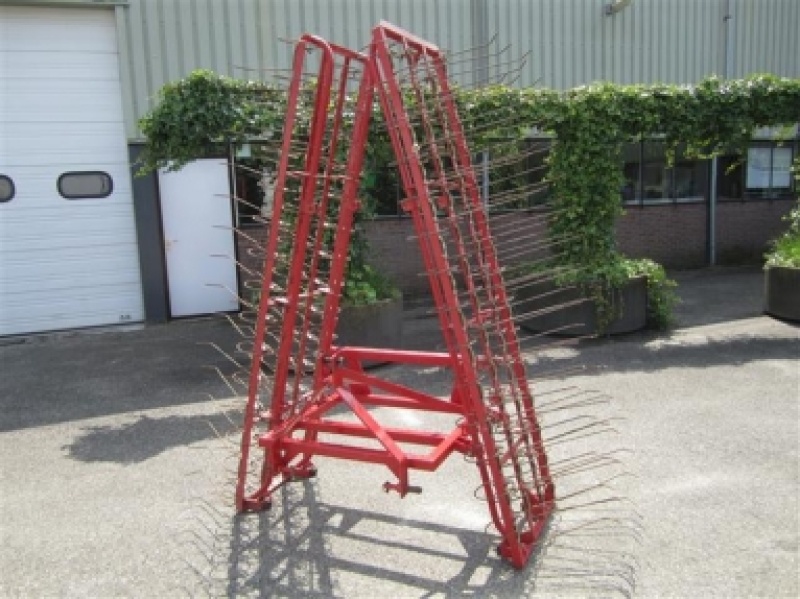 Lely tine weeder, anchura de 4,5 metros • Duijndam Machines