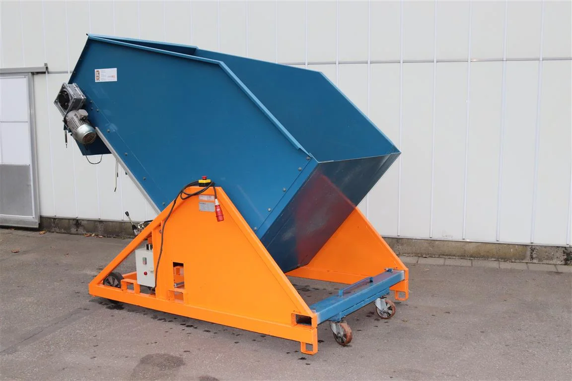 Logitec DB-30 Bigbale dosing bunker • Duijndam Machines
