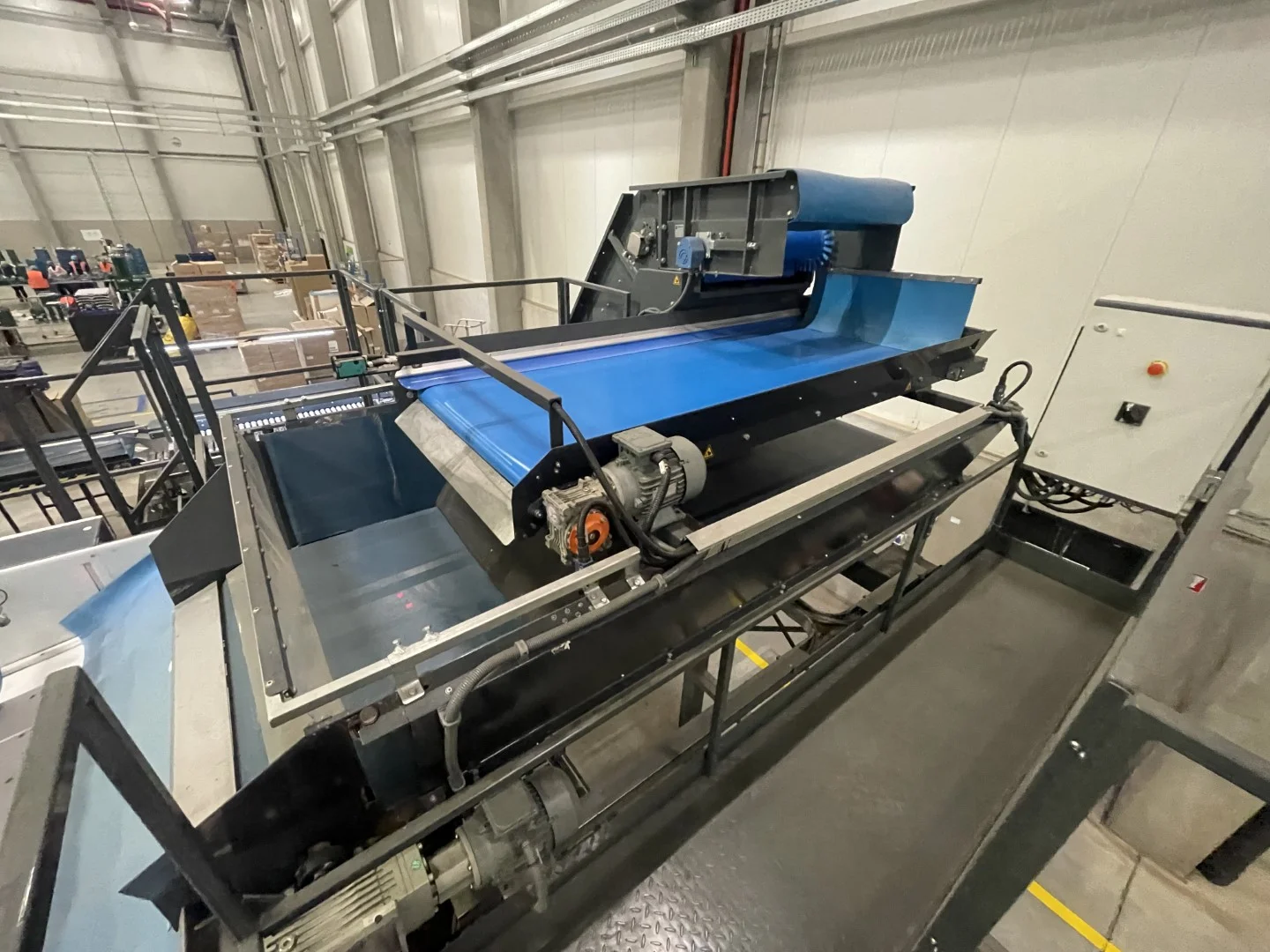 Manter M10 L weighing machine with infeed elevator, buffer box filler ...