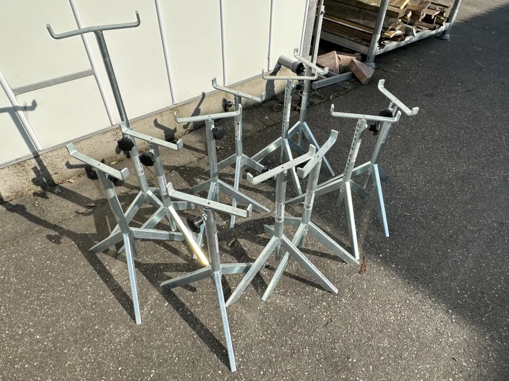 Martin Stolze adjustable support legs for conveyors • Duijndam Machines