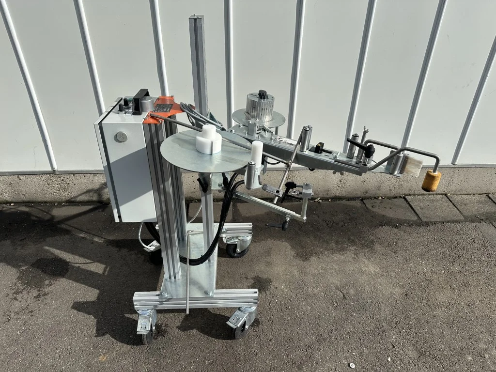 Martin Stolze STM 3.4 labelling machine STM3,4 serie rechts • Duijndam ...