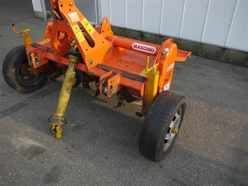 Maschio rotary tiller 130 cm with wheel support • Duijndam Machines
