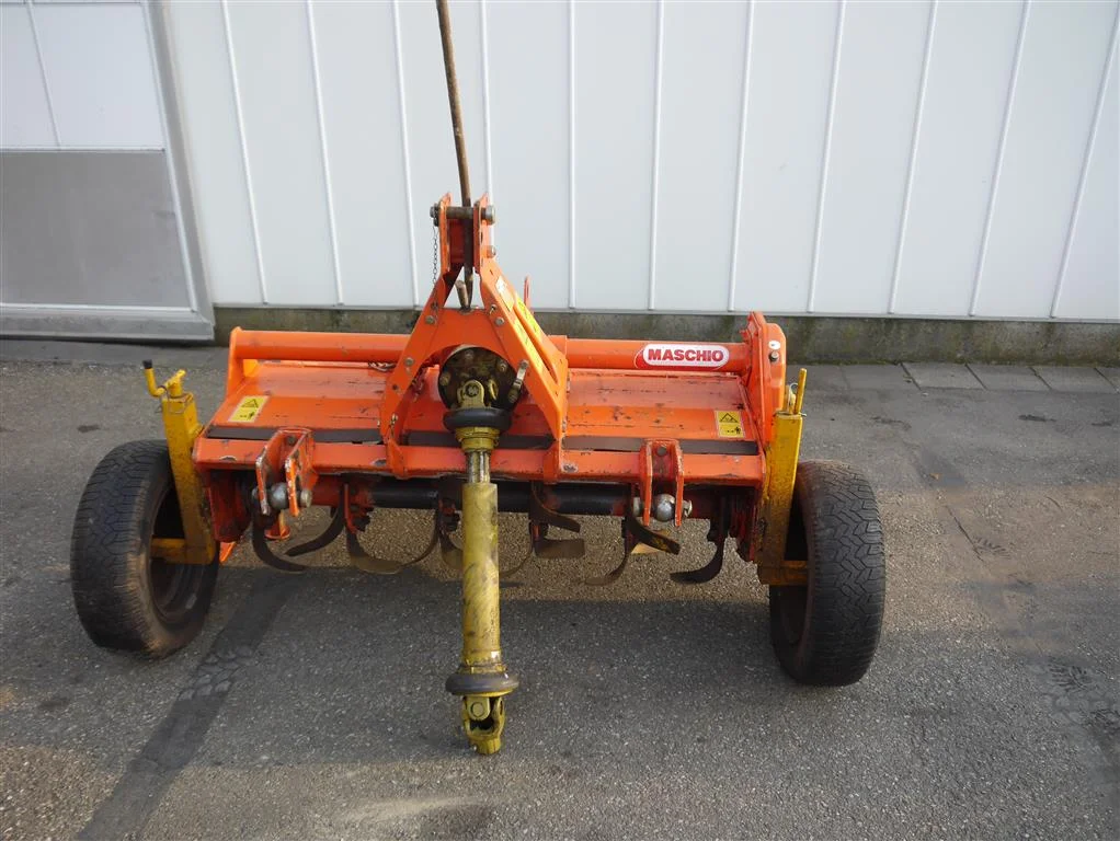 Maschio rotary tiller 130 cm with wheel support • Duijndam Machines