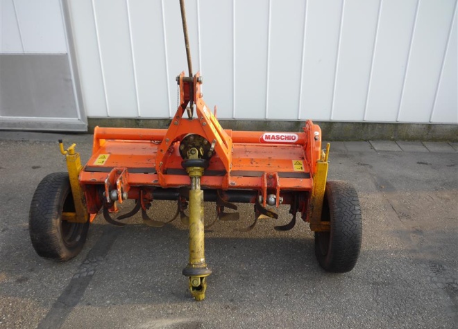 Maschio rotary tiller 130 cm with wheel support • Duijndam Machines