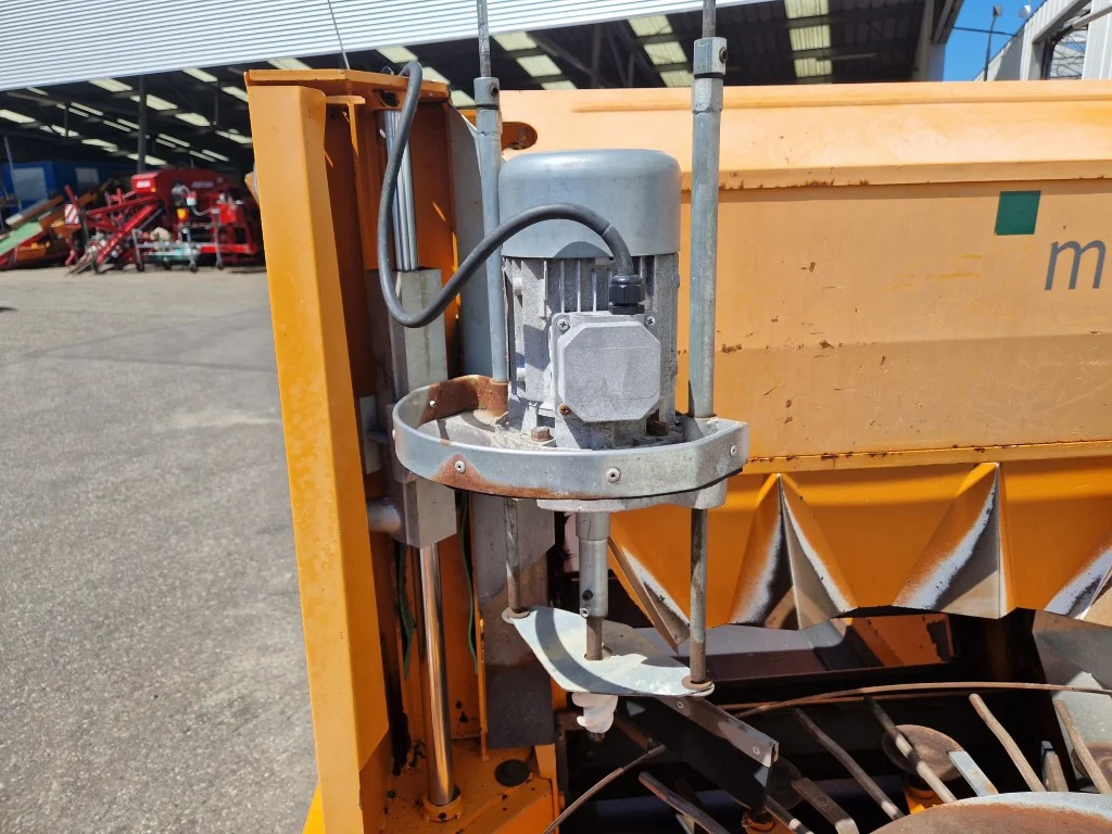 Mayer 1010 potting machine • Duijndam Machines