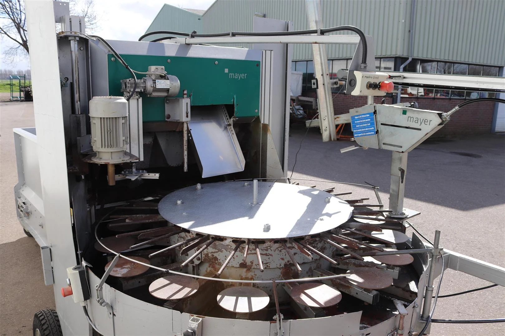 Mayer TM2400 Potting machine with dispenser • Duijndam Machines