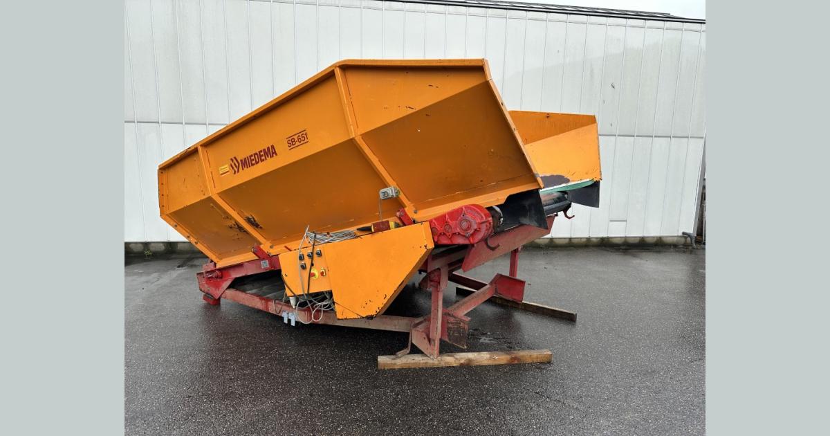 Miedema dosing hopper 350 x 200 cm • Duijndam Machines