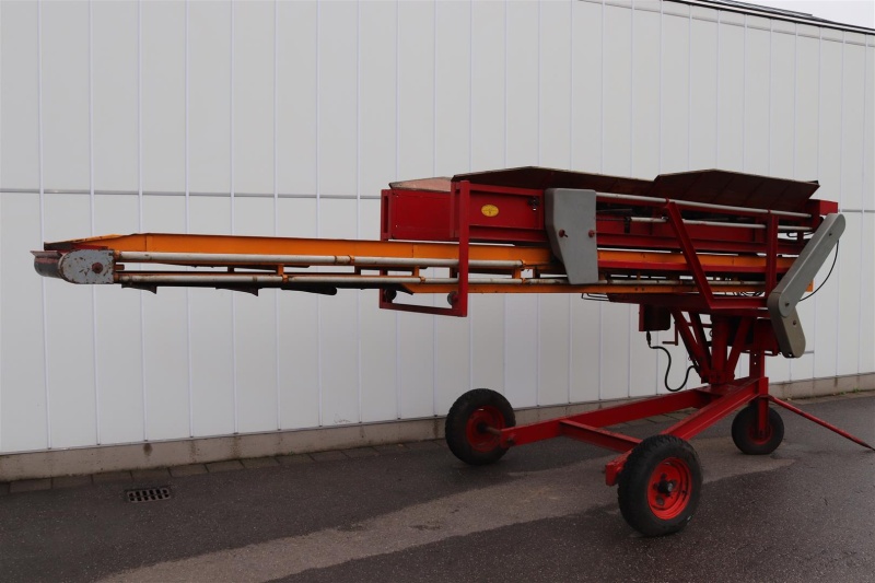 Miedema transportband / boxenvuller • Duijndam Machines