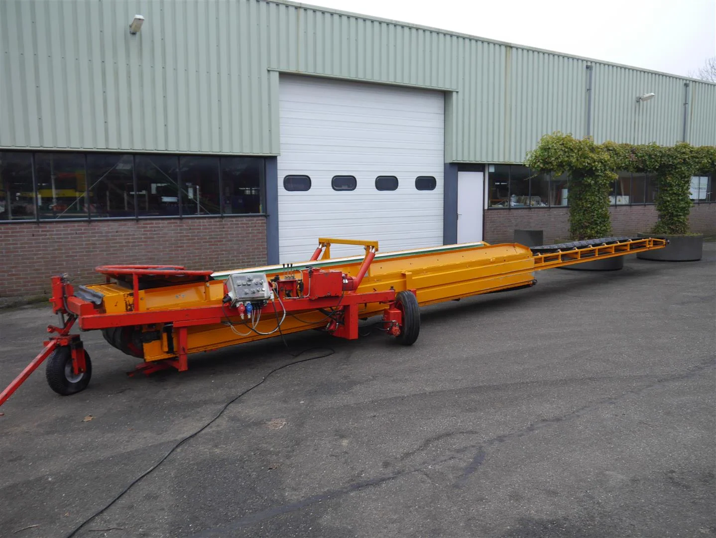 Miedema LBV115 hallenvuller • Duijndam Machines