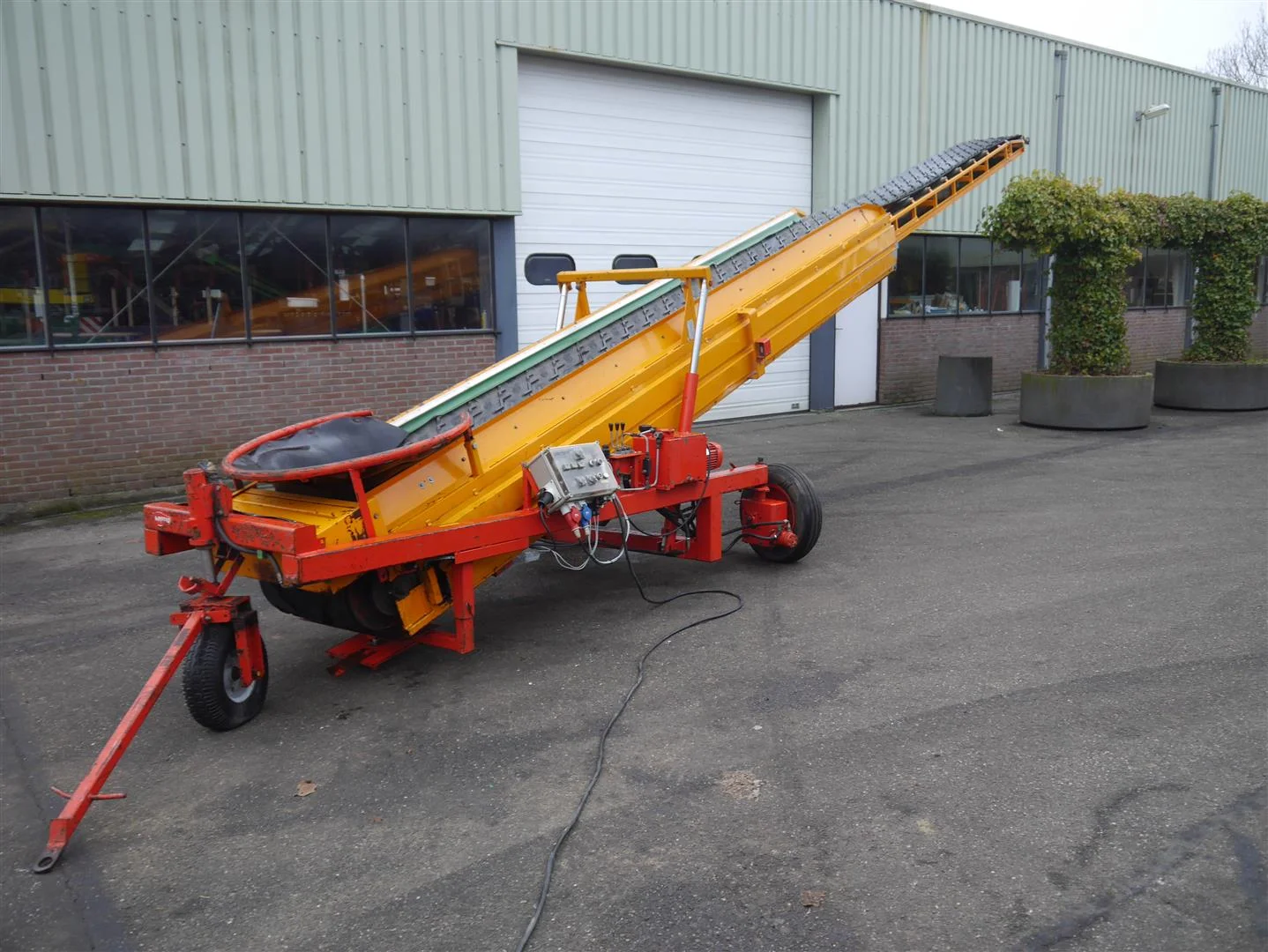 Miedema LBV115 hallenvuller • Duijndam Machines