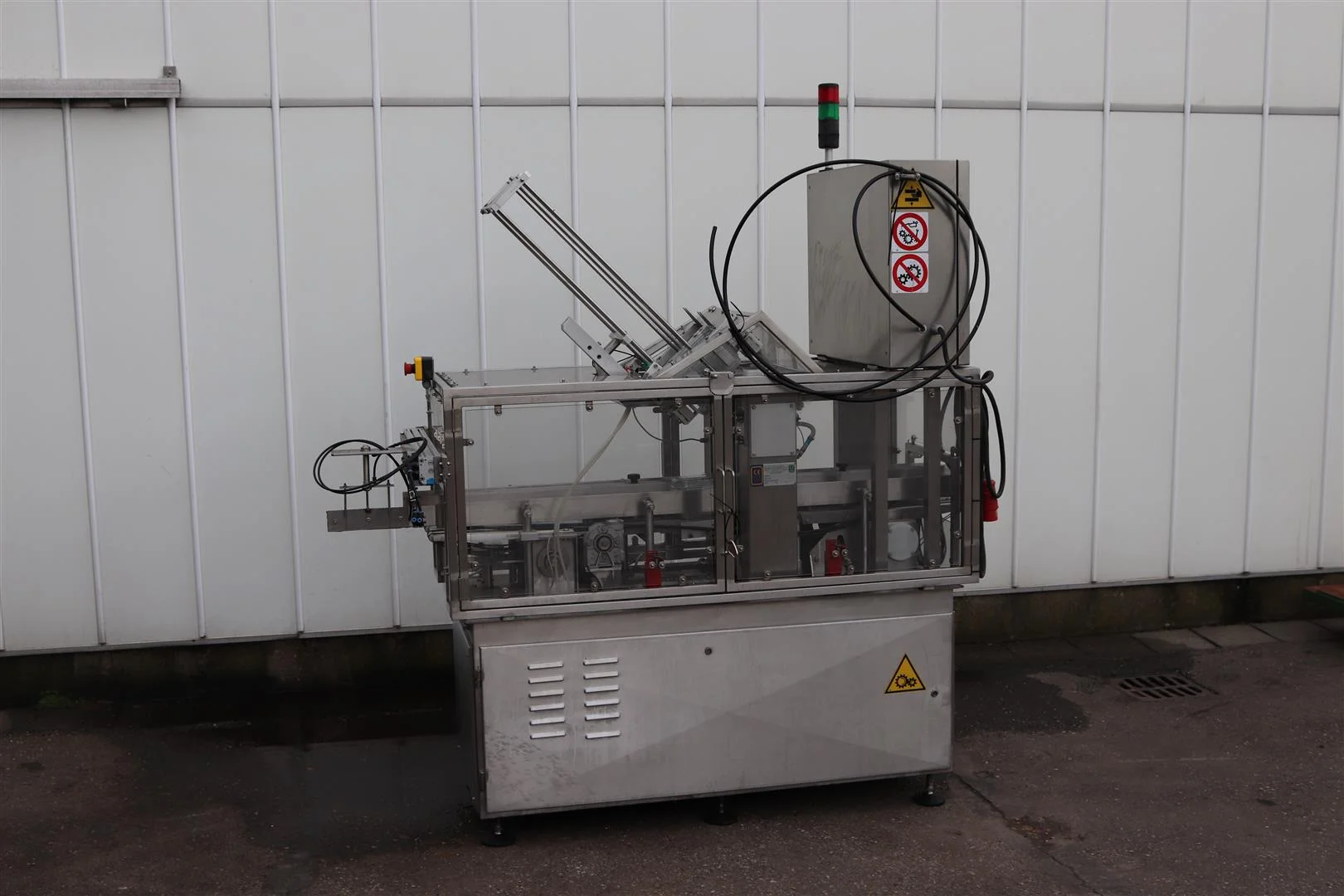 G.Mondini snap on lid machine • Duijndam Machines