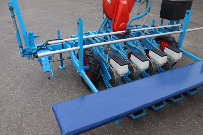 Monosem MS Sämaschine für Zwiebeln, Möhren und Sonnenblumen • Duijndam ...