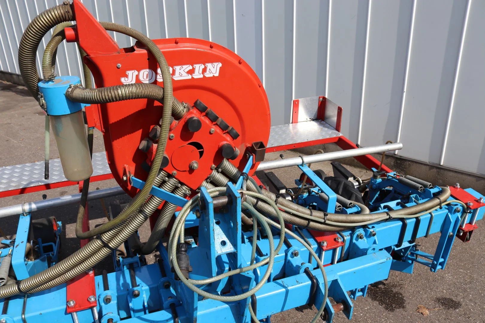 Monosem pneumatische zaaimachine 6 rijig • Duijndam Machines