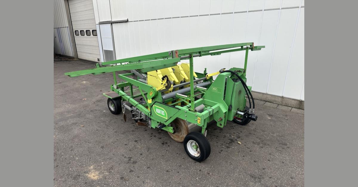 Hortech due automatic plastic foil/mulch planting machine 4 rows ...