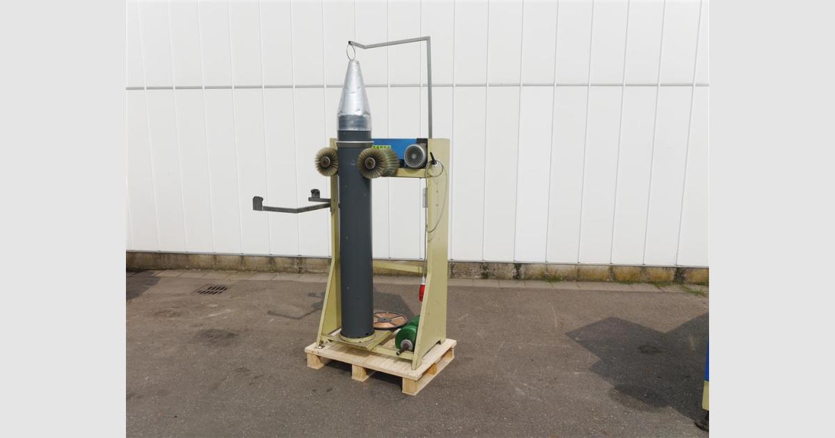 Sorma netloader for pipes punnet netting machine • Duijndam Machines