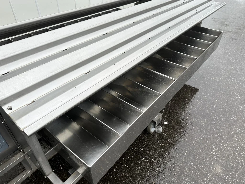 Neubauer S20 asparagus sorting machine • Duijndam Machines