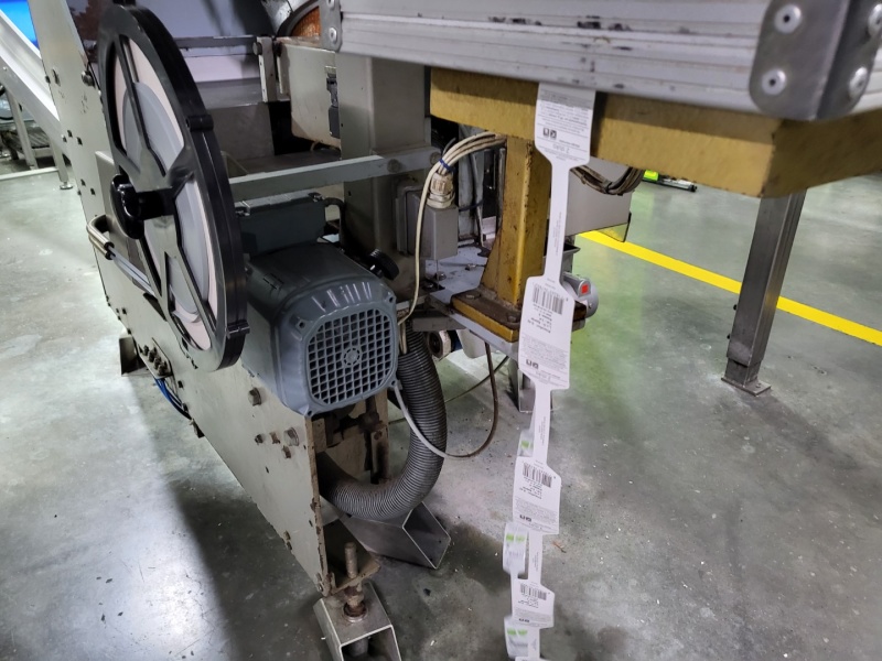 Máquina de pesagem Newtec com dois clippers C-Pack • Duijndam Machines