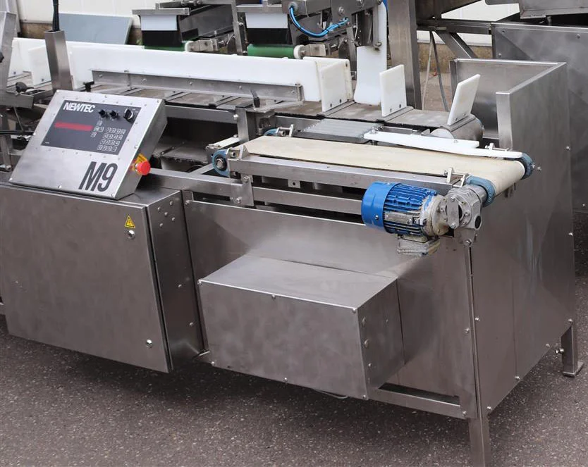 Newtec NBM61A punnet filling machine • Duijndam Machines