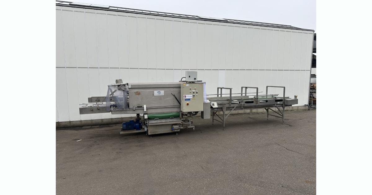 Numafa RWM400 TL crate washer also suitable for trays and large pots ...