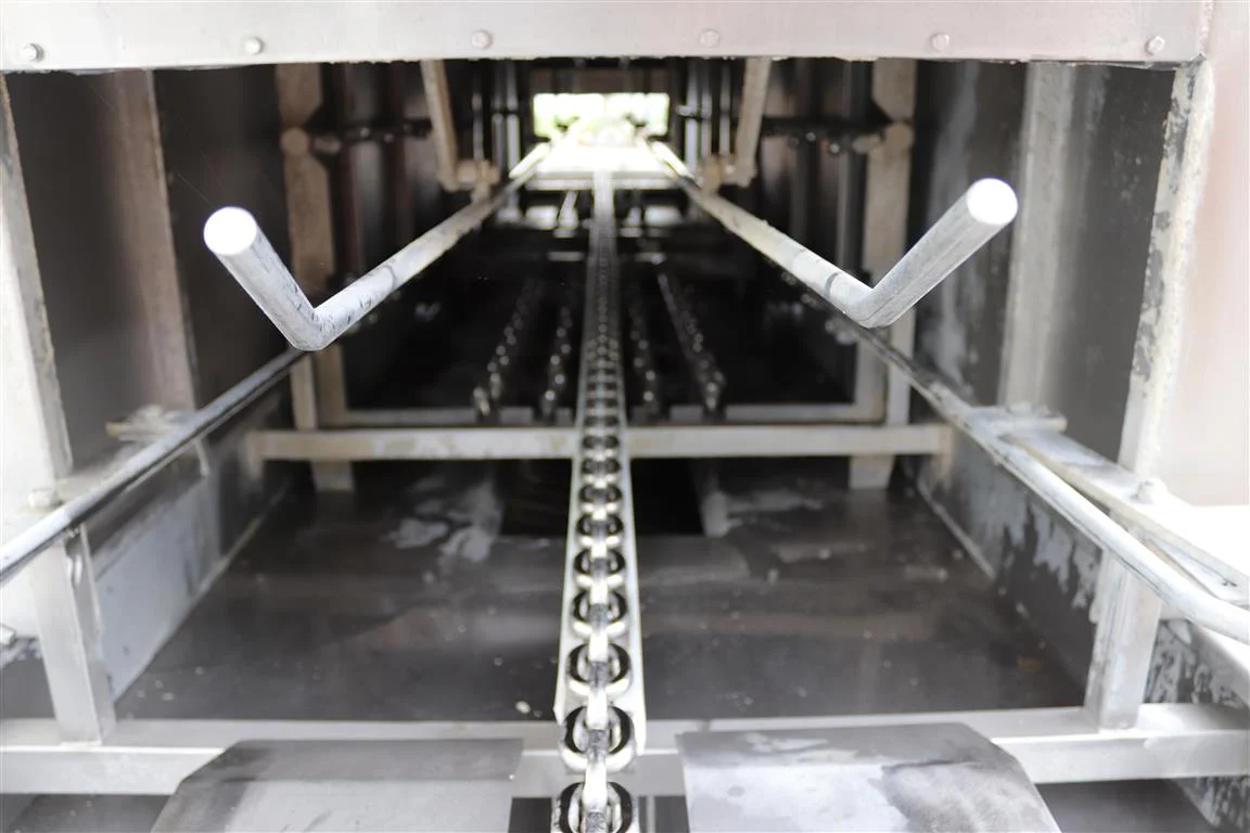 Numafa Crate & Tray Washer • Duijndam Machines