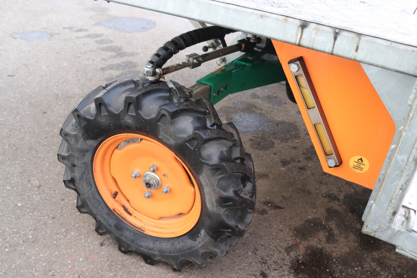 Ortomec self-propelled harvester crawler for harvesting of various leaf ...
