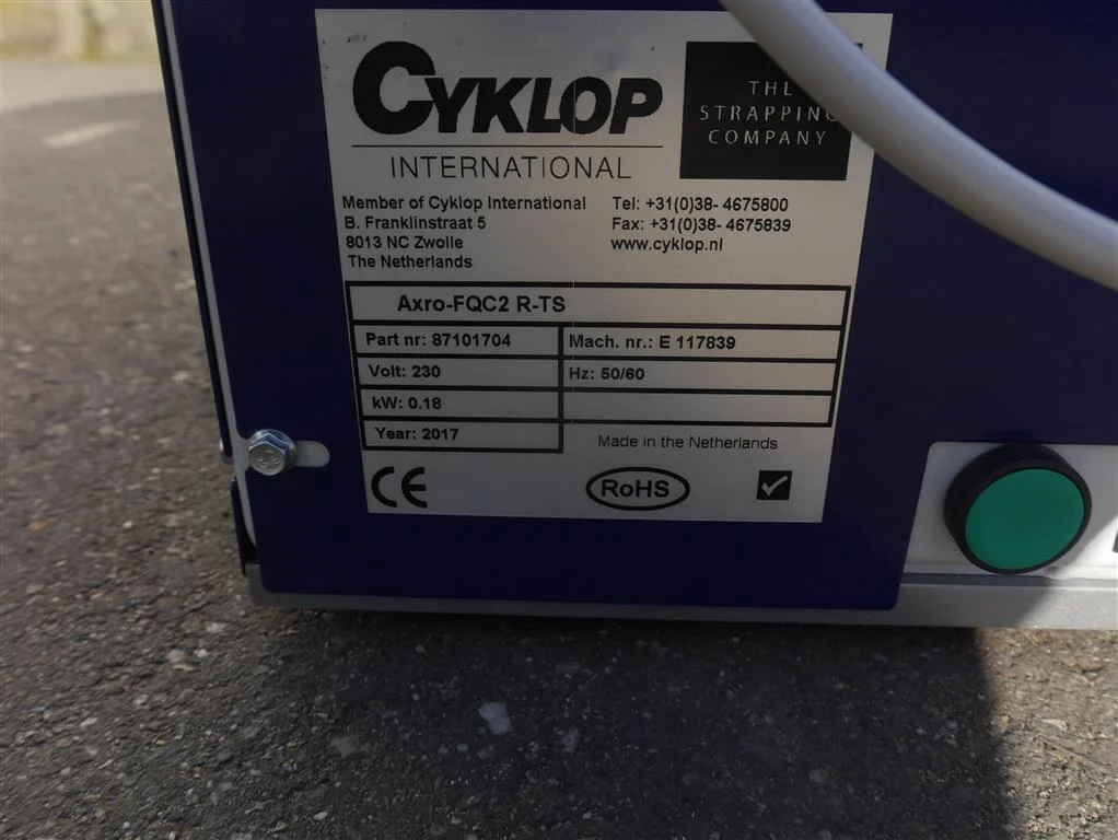 New Cyklop Axro FQ2C binder for a bunching line • Duijndam Machines