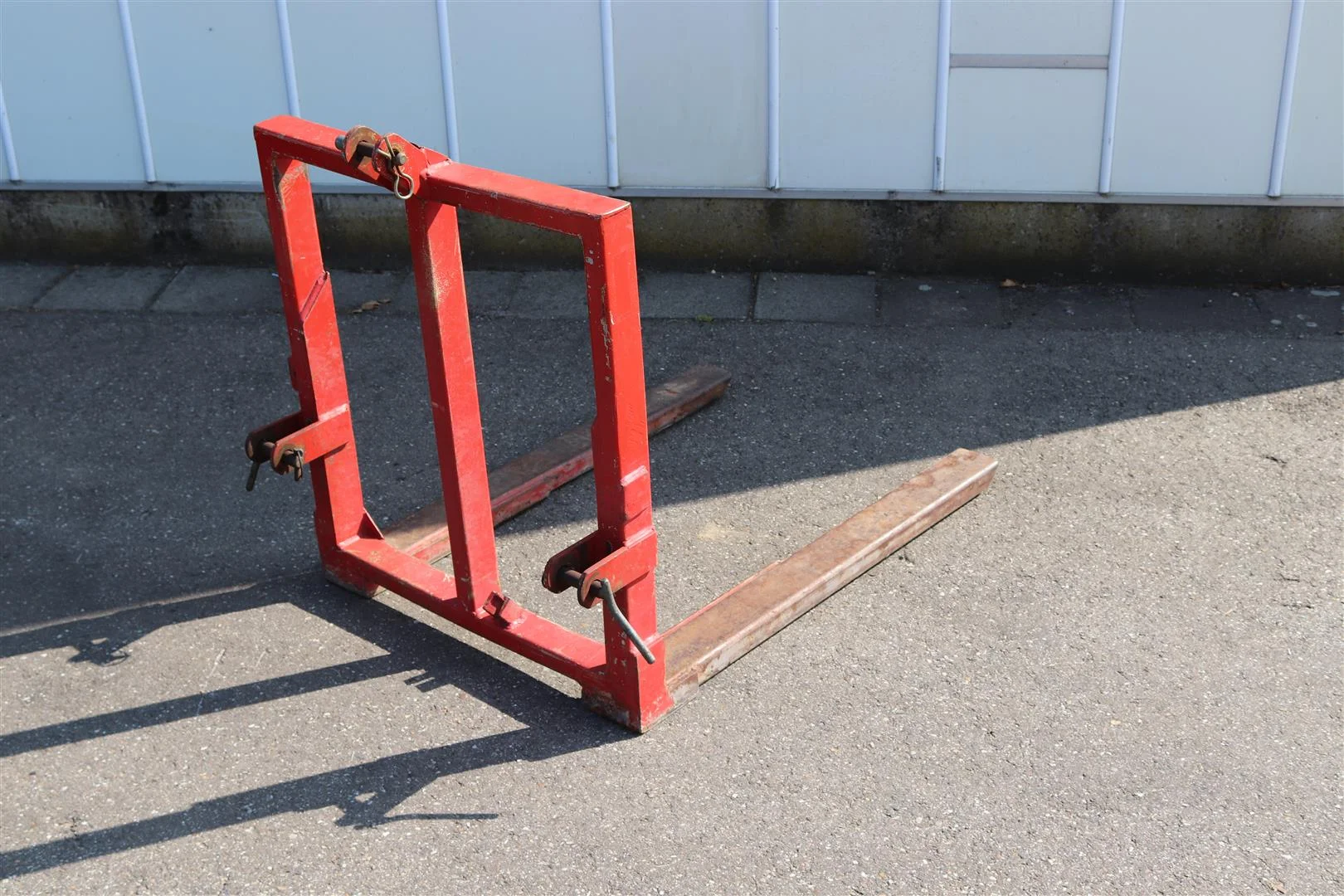 Wifo - pallet lifter • Duijndam Machines