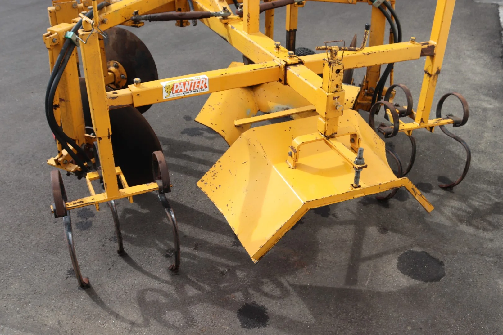 Panter hillformer for asparagus • Duijndam Machines