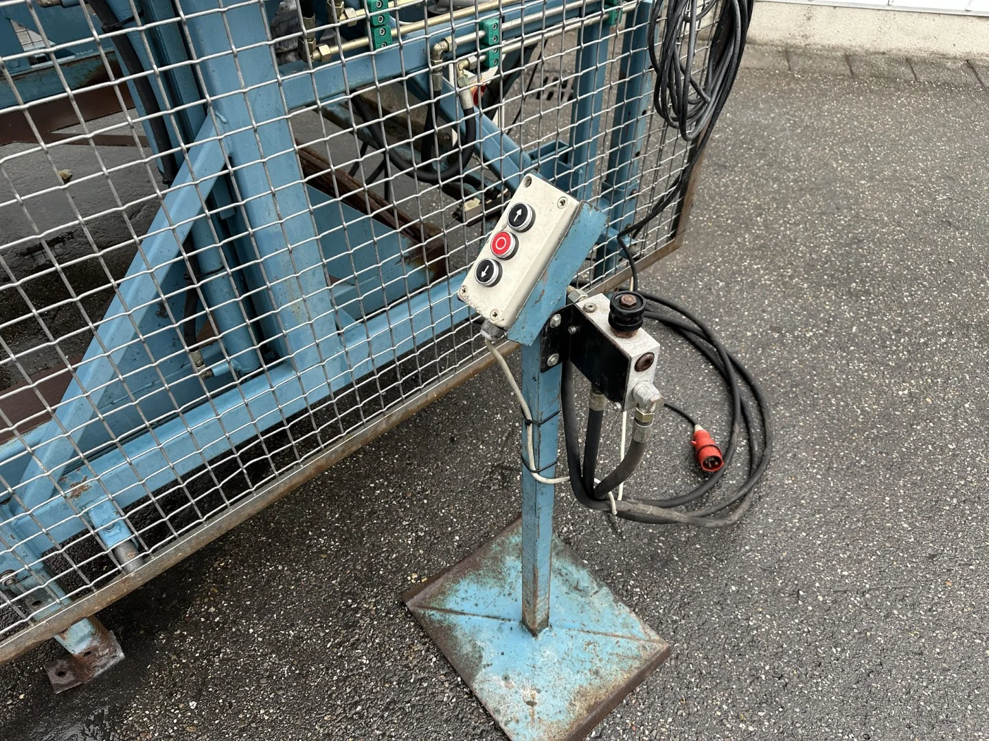 Perfect EU 595A box tipper 160 cm max • Duijndam Machines