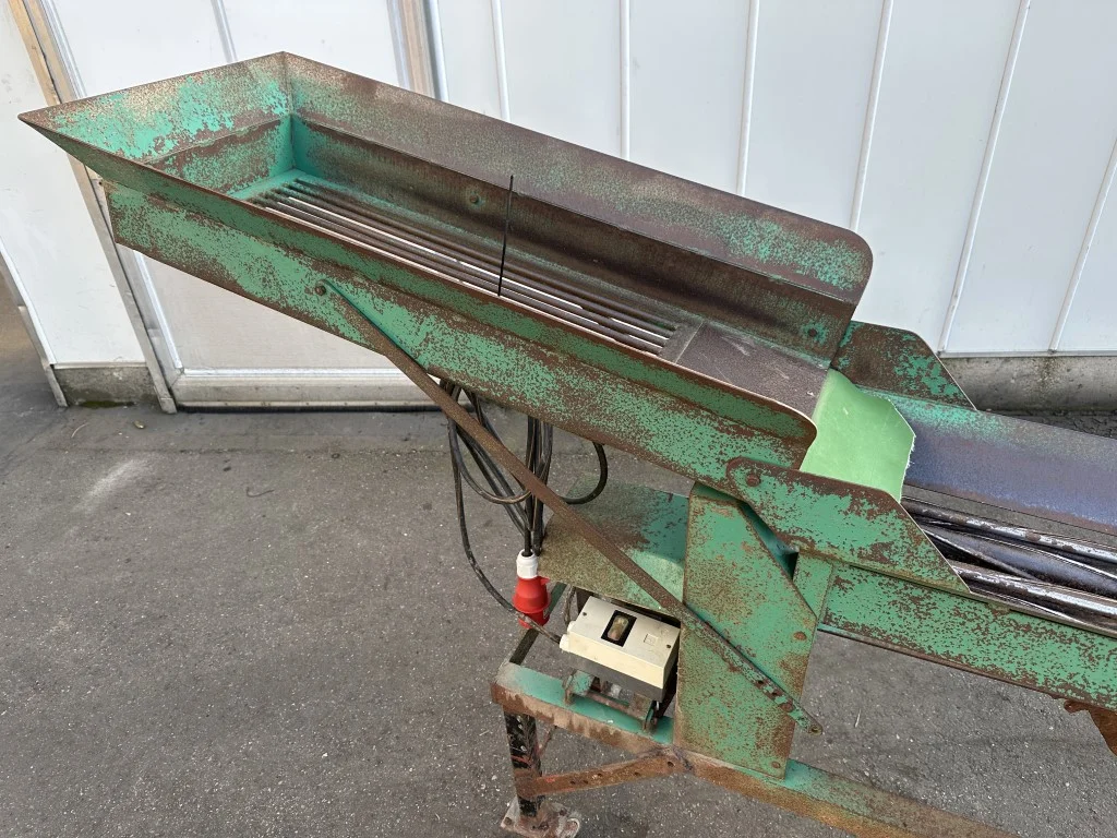 Perfect onion neck topper • Duijndam Machines