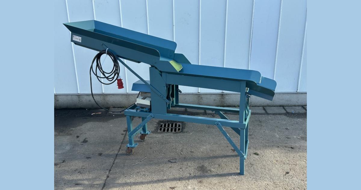 Perfect onion neck topper • Duijndam Machines