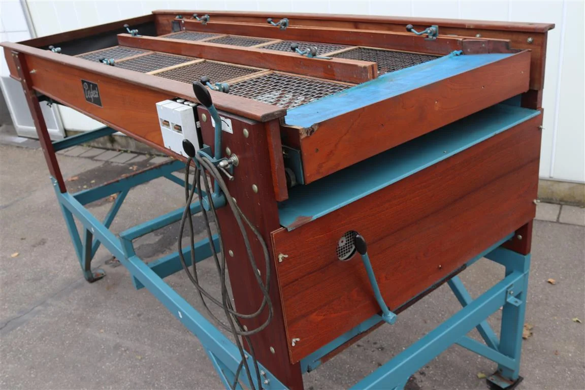 Perfect double sorting machine with 4 sortings • Duijndam Machines