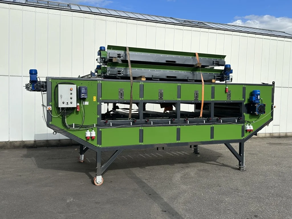 Pioro radial roller grader with 4 sortings • Duijndam Machines