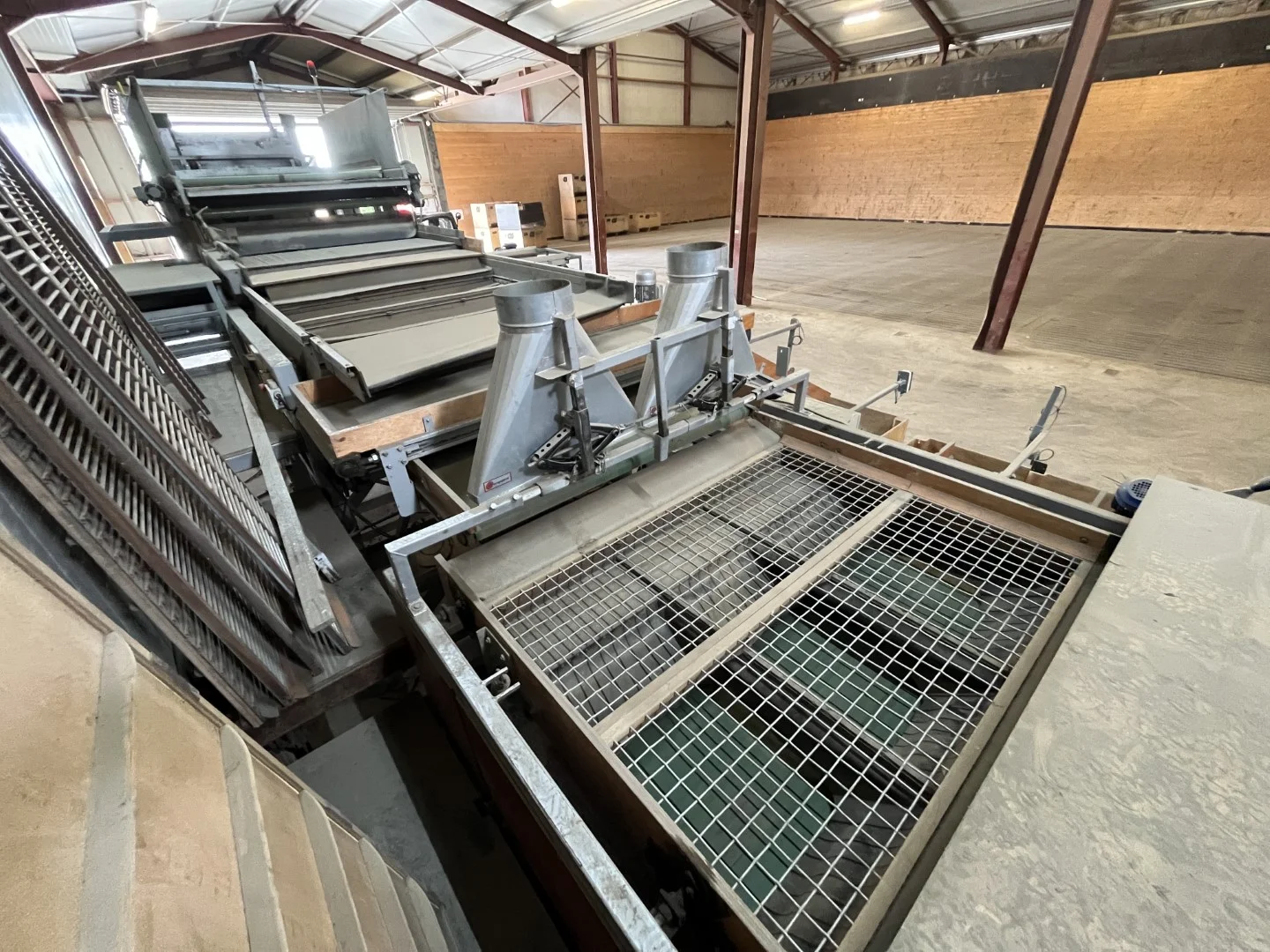 Total Systems Bercomex Potveer sorting machine for flower bulbs and ...