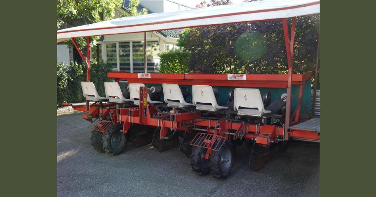 New Basrijs leek planter with 4 rows • Duijndam Machines