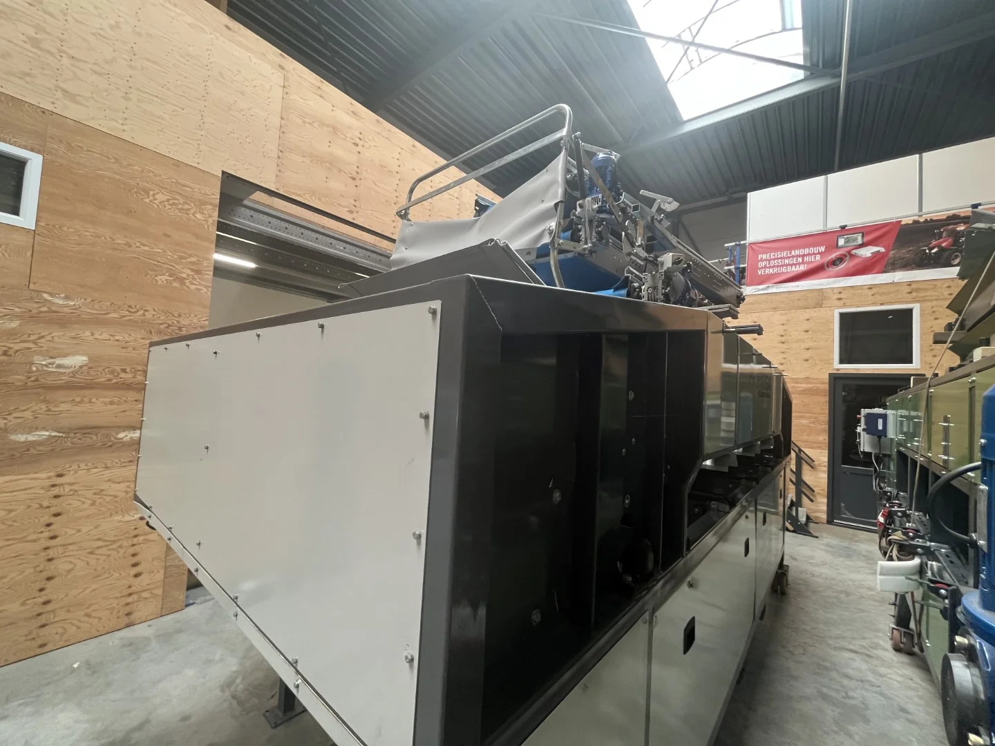 Pro Vega radiaal rollensorteermachine met 4 sorteringen • Duijndam Machines