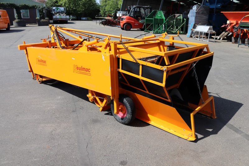 Keulmac windrower digger for onions 150 cm bed • Duijndam Machines