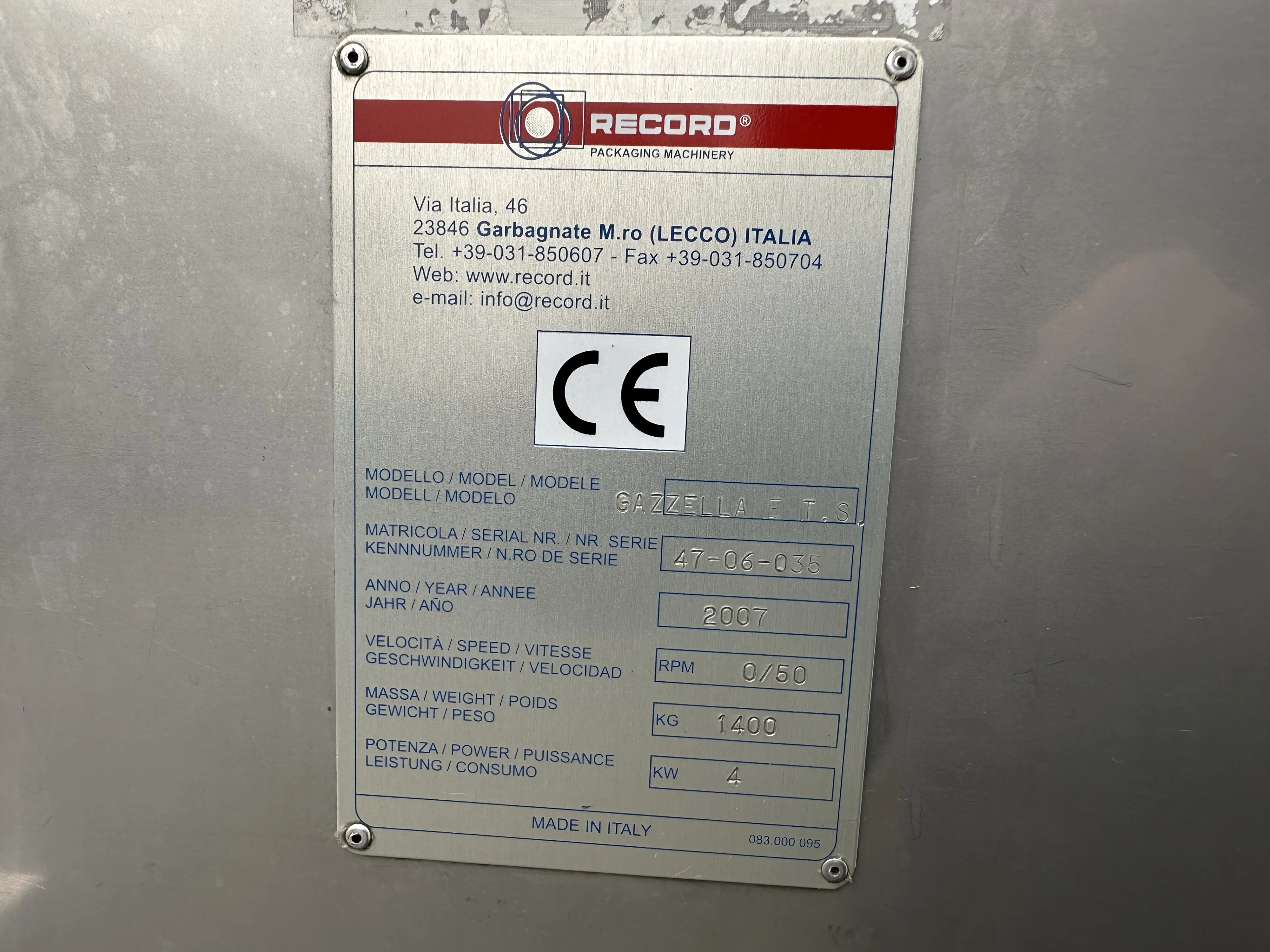 Record Gazzella ETS flow pack machine • Duijndam Machines