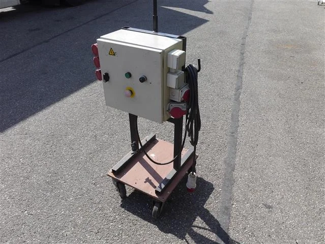 Wevab wireless remote control for conveyor belts • Duijndam Machines