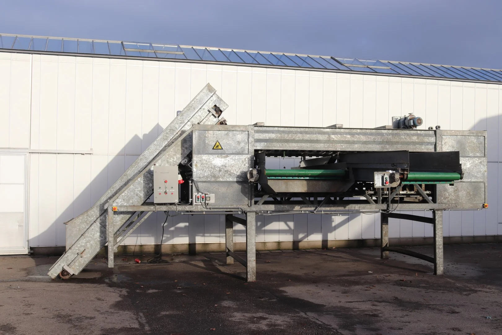 Bruynooghe radial roller grader • Duijndam Machines